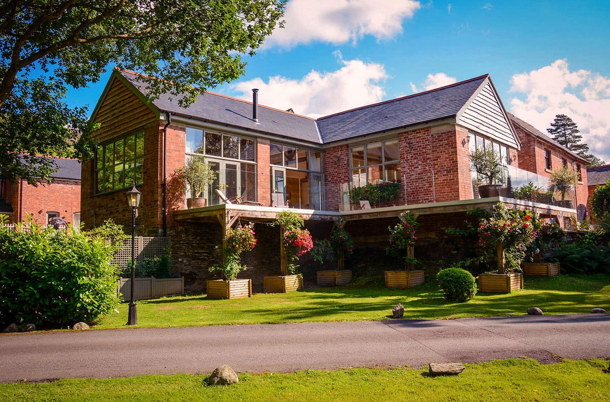 Palé Hall - Luxury Country House Hotel